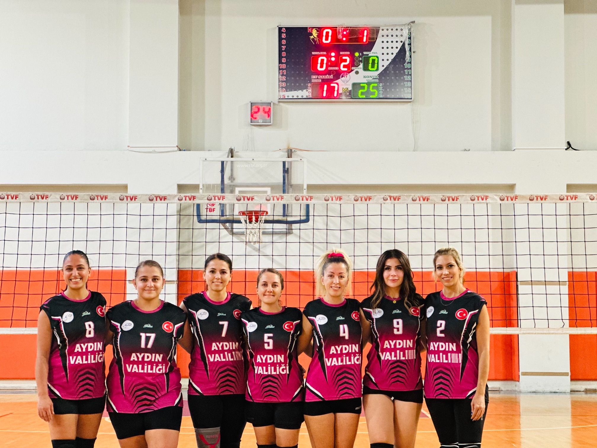 Aydın Valiliği Kadın Voleybol Takımı, final maçına çıkıyor: Hedef ...
